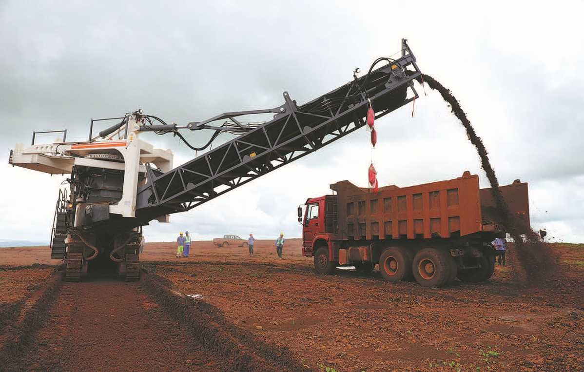 Bauxite resources from Chalco’s Boffa bauxite mine soon to arrive at a ...