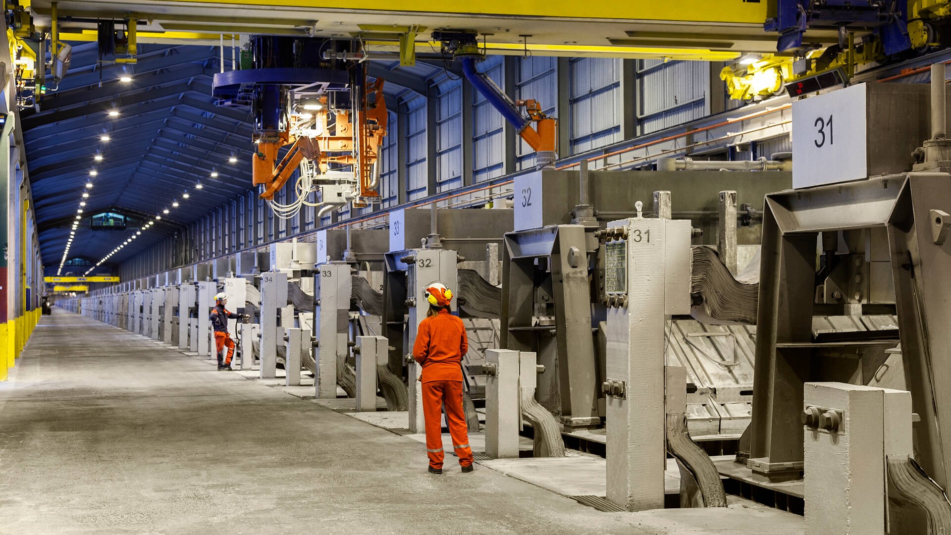 Century Aluminium extends power supply contract by 3 years to 182 MW ...