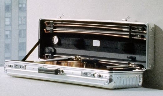 Rimowa teams up with GEWA to launch a special-edition aluminium violin ...