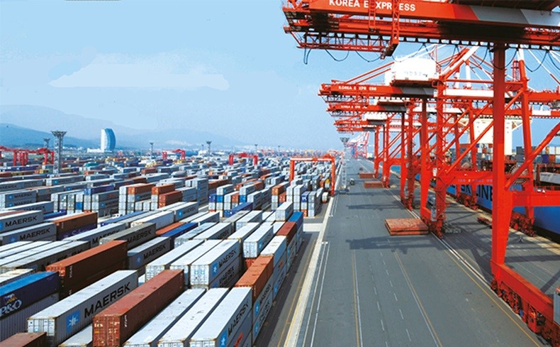 Glencore deposits more 100,000 tonnes of Russian aluminium at the LME ...