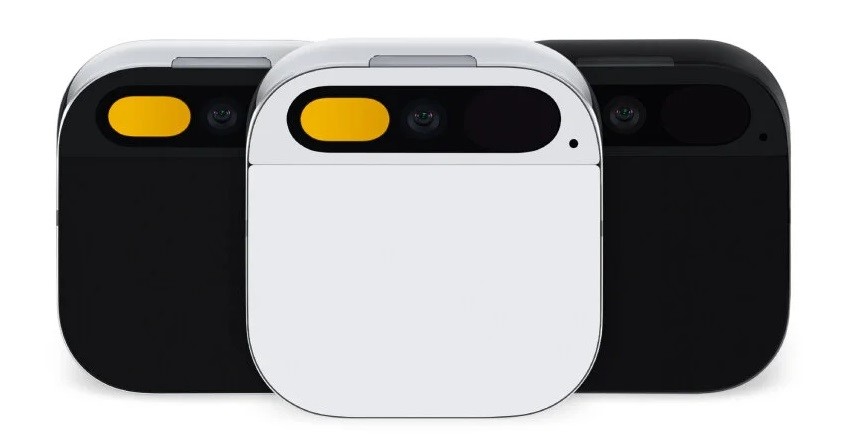 The future of communication is here: Humane AI Pin displayed in Coperni ...