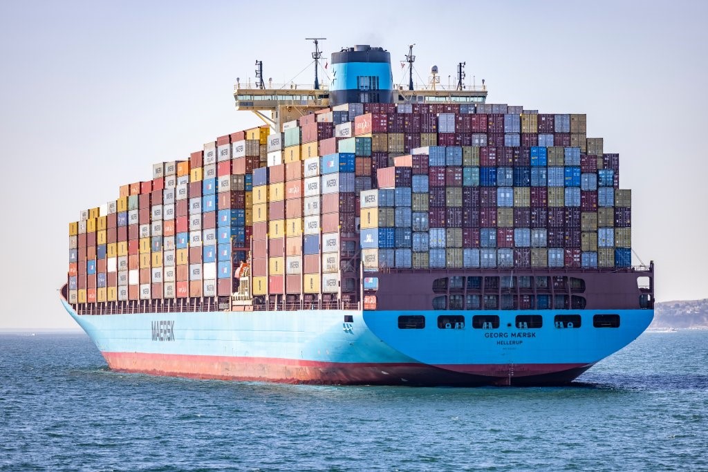 Uncertainty looms: Container shipping and logistic giants forewarn ...